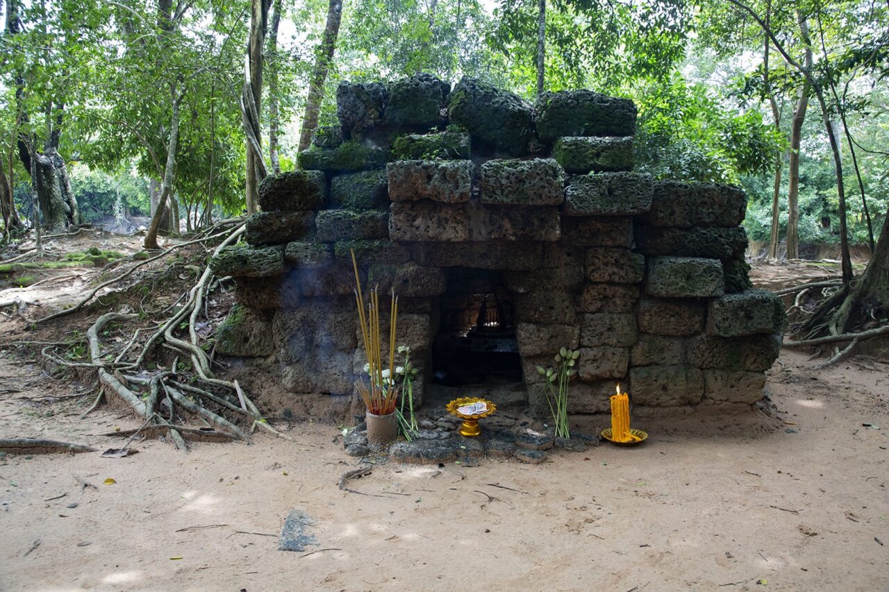 Neak Poan – The Mystical Island Temple | Hello Angkor