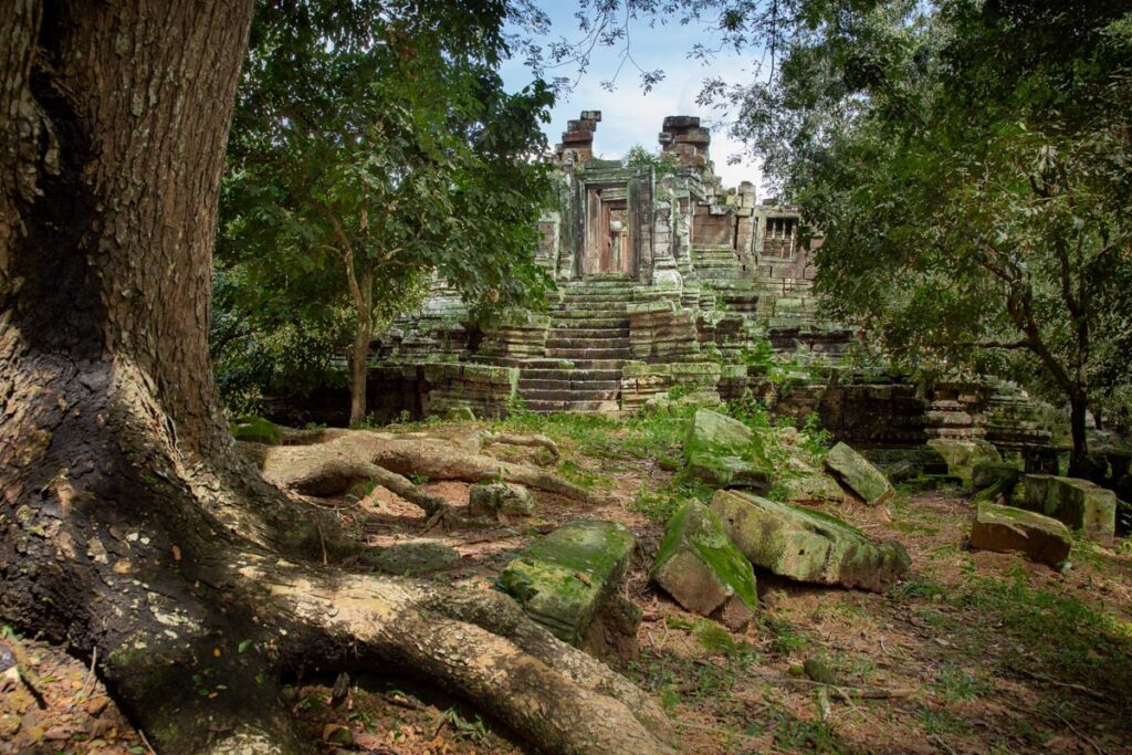 Preah Pithu Temple Group | Hello Angkor