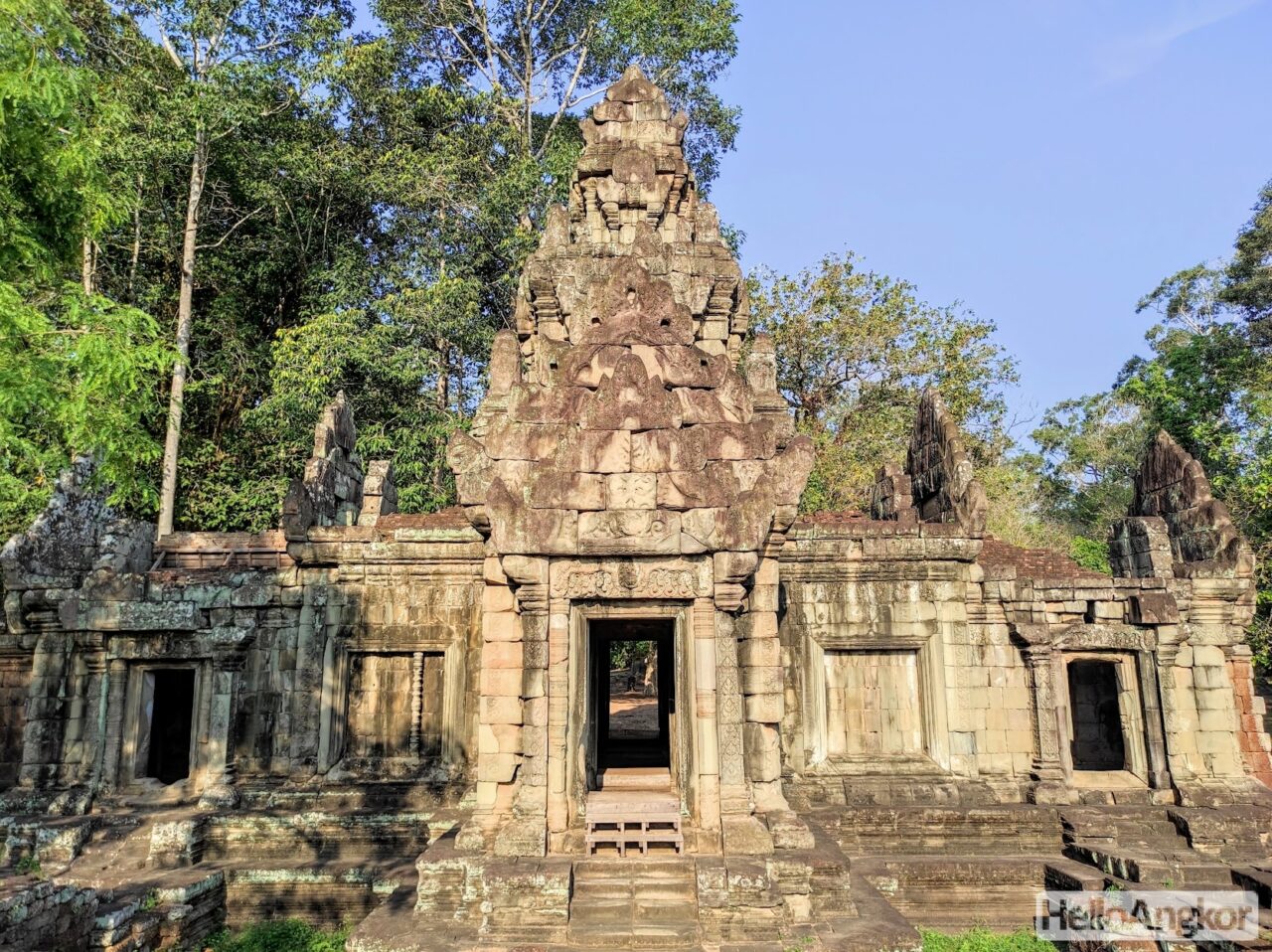 The Ancient Royal Palace of Angkor Thom | Hello Angkor