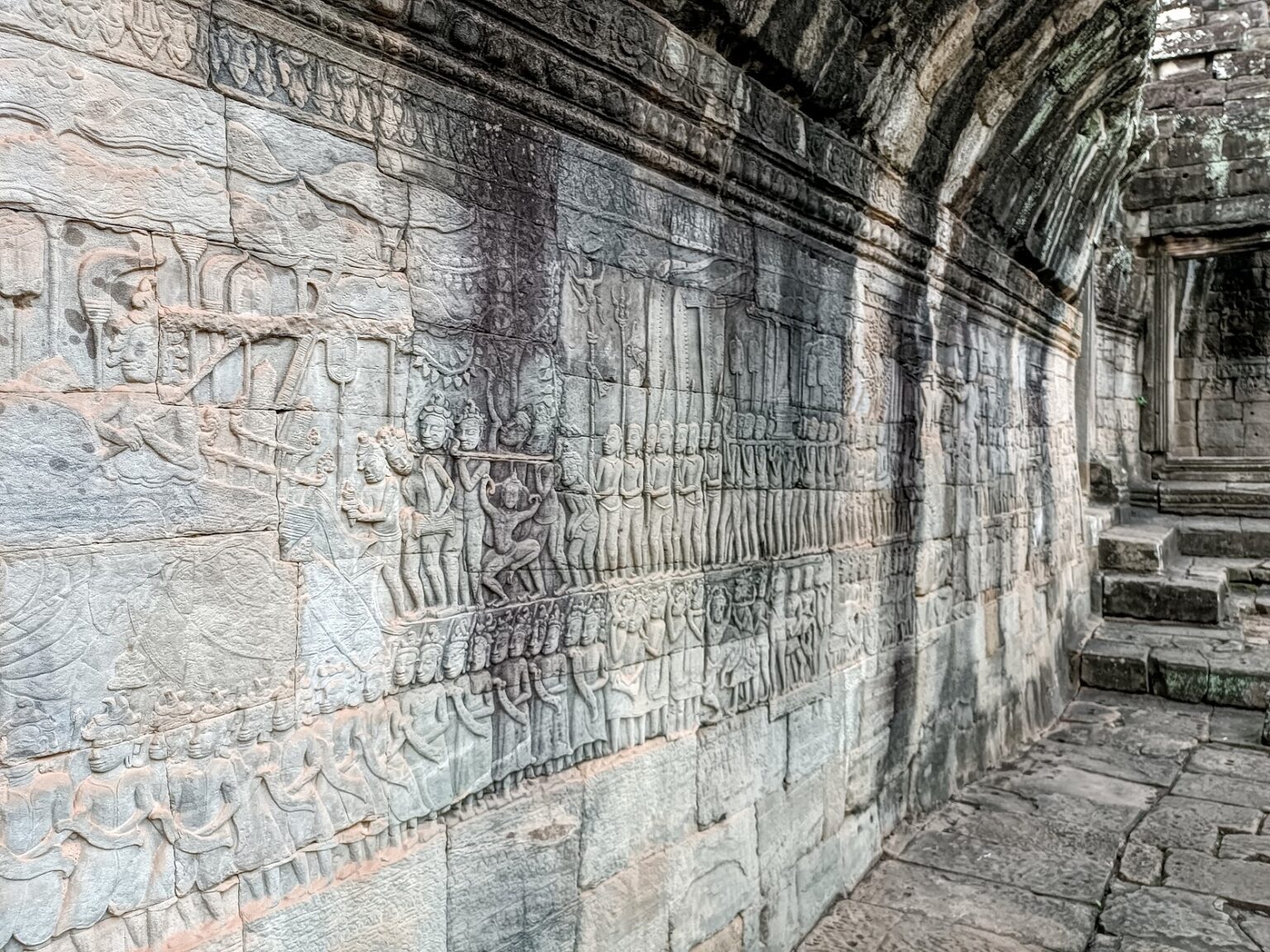 Bayon Temple – Hidden Quirks, Facts and History | Hello Angkor