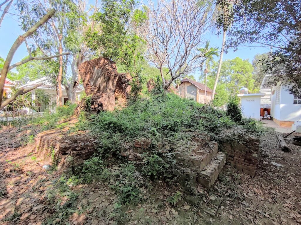 Wat Samrong Knong (Battambang) | Hello Angkor
