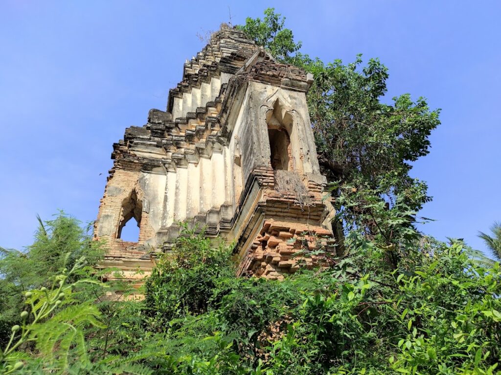 Wat Samrong Knong (Battambang) | Hello Angkor