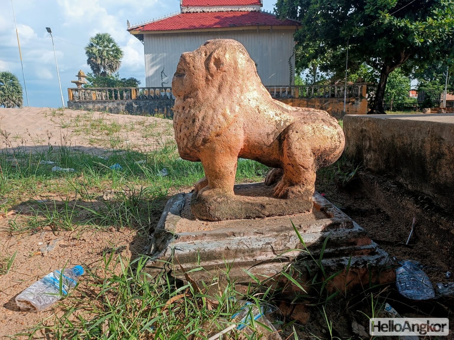 Lions of the Ancient Khmer Empire | Hello Angkor