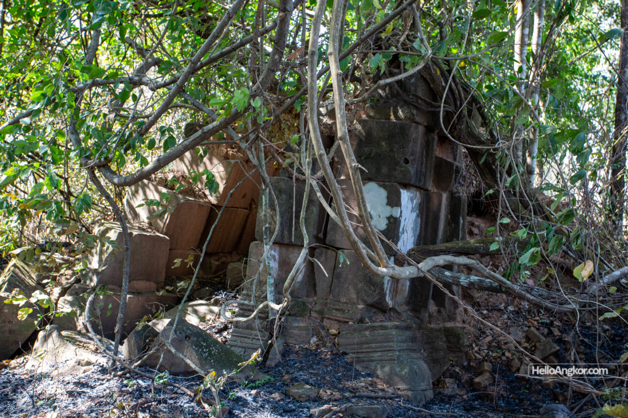 Thmom Peang Temple | Hello Angkor