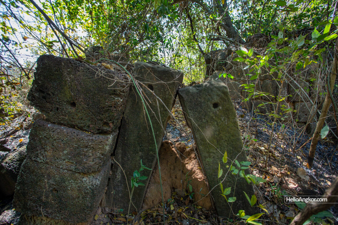 Thmom Peang Temple | Hello Angkor