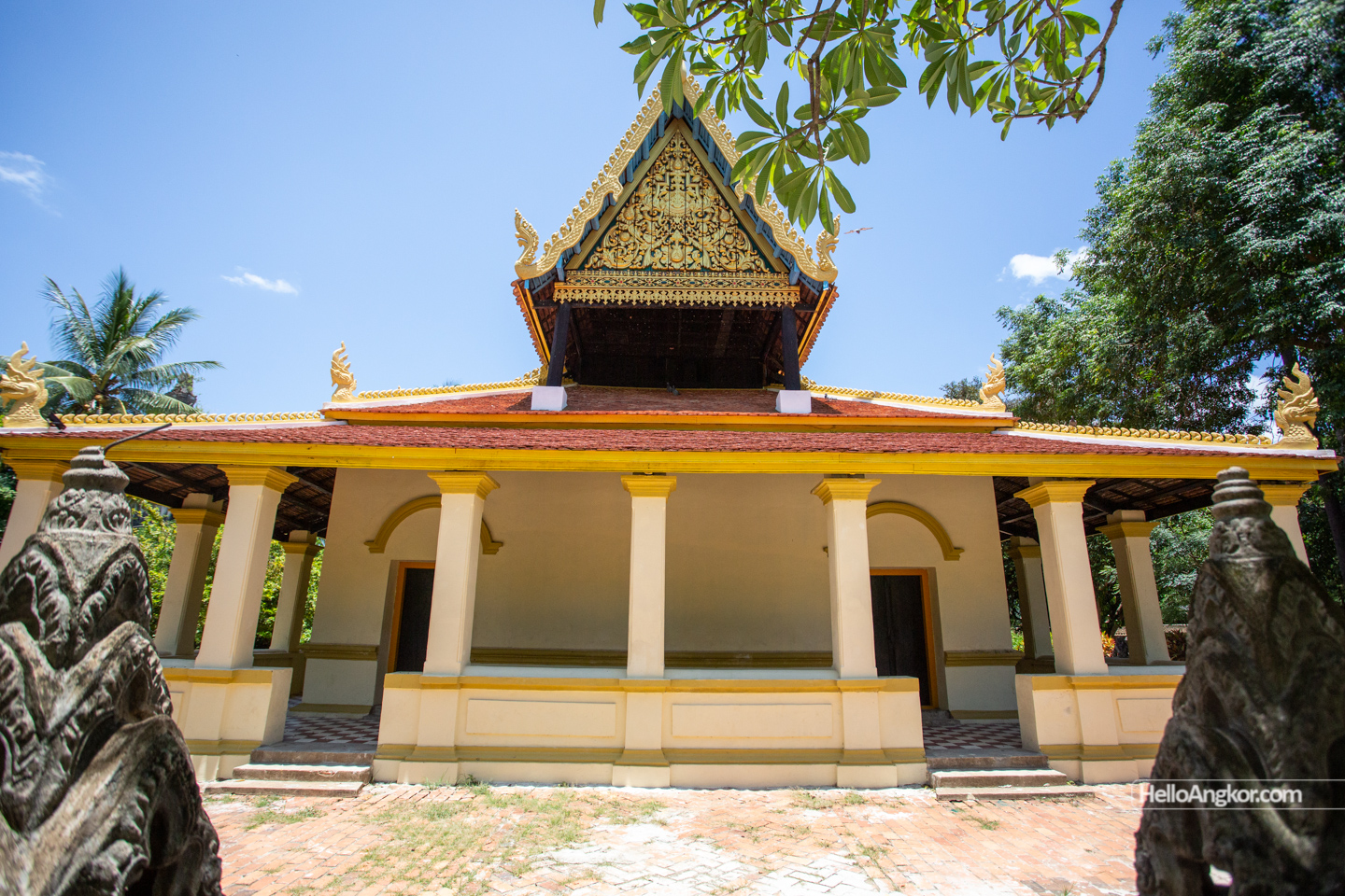 Wat Samrong Knong (Battambang) | Hello Angkor
