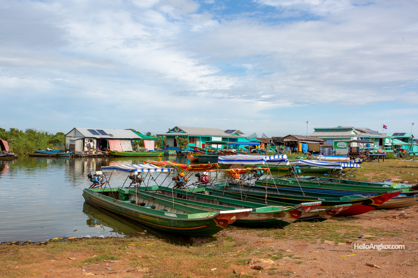 Kampong Luong Floating Village | Hello Angkor